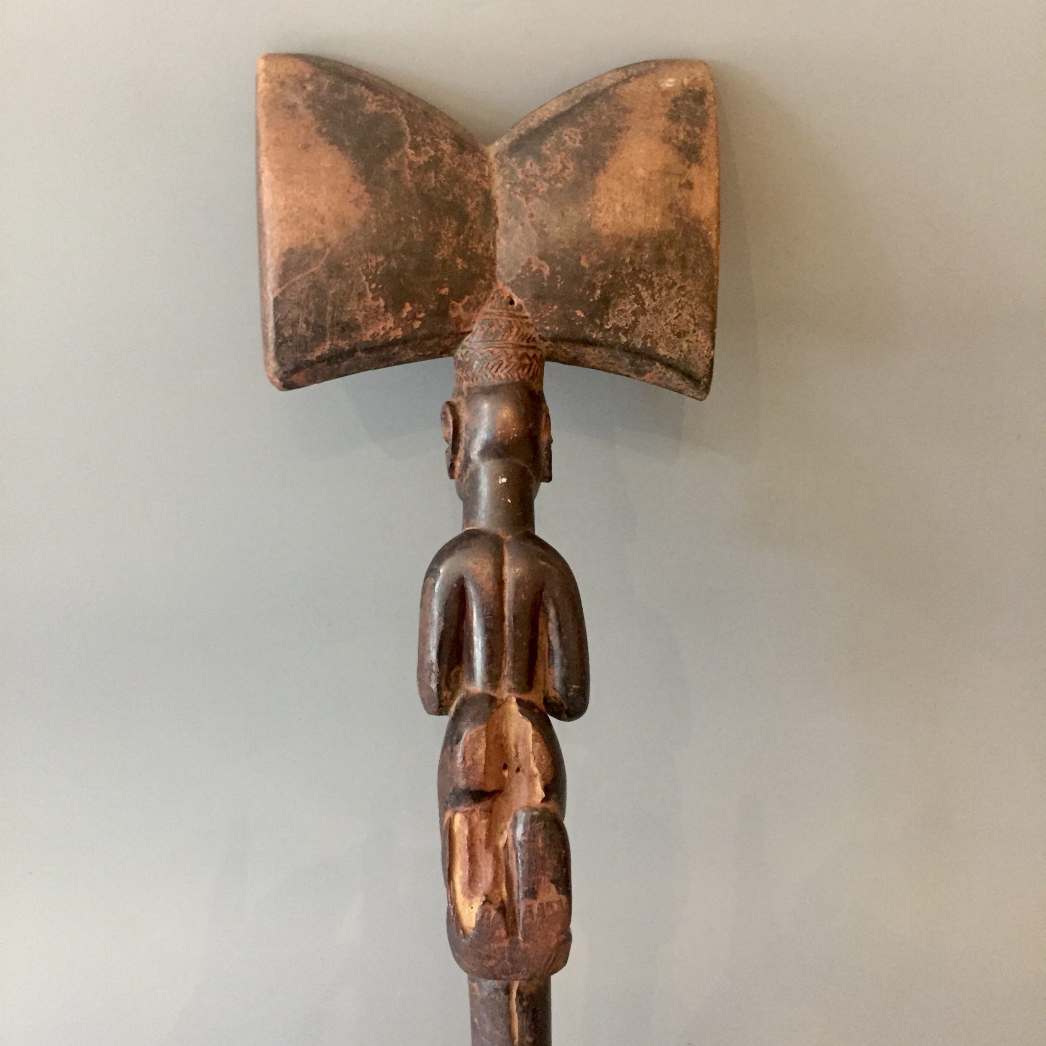 An Oshe Shango staff – Tribal Design